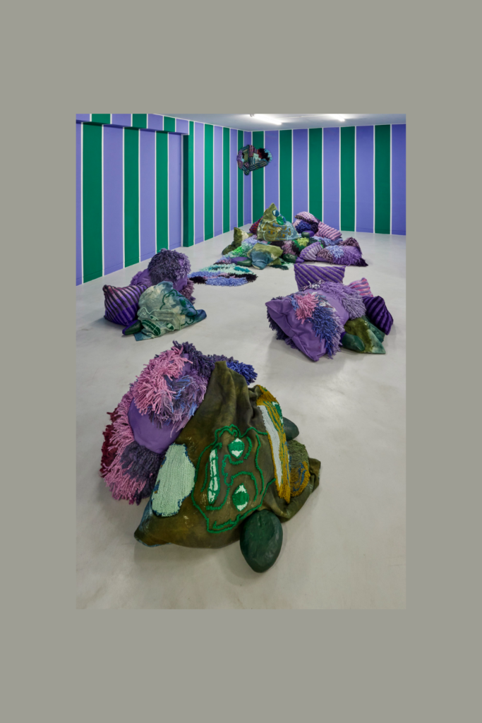 Artiste textile incontournable : une liste éclectique de 8 créateurs ...